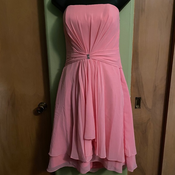 Dresses | Raylia Coral Dress | Poshmark